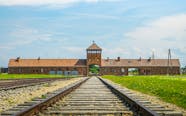 Auschwitz Birkenau Wycieczki Z Przewodnikiem Z Przelewami Auschwitz Birkenau Wycieczki Z Przewodnikiem Z Przelewami