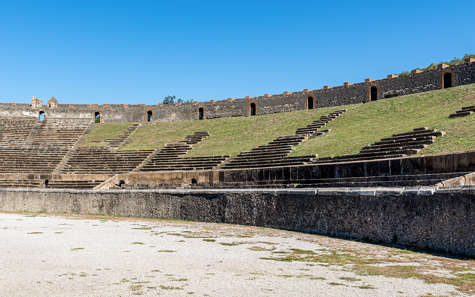 Discovery of the Ruins: Stumbling Upon Herculaneum Theater