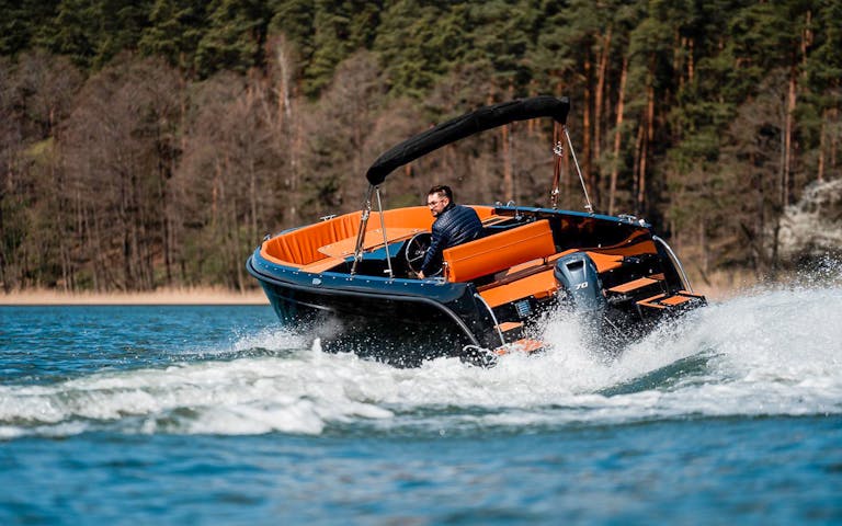 Private Lake Como Boat Tour with Captain | Headout