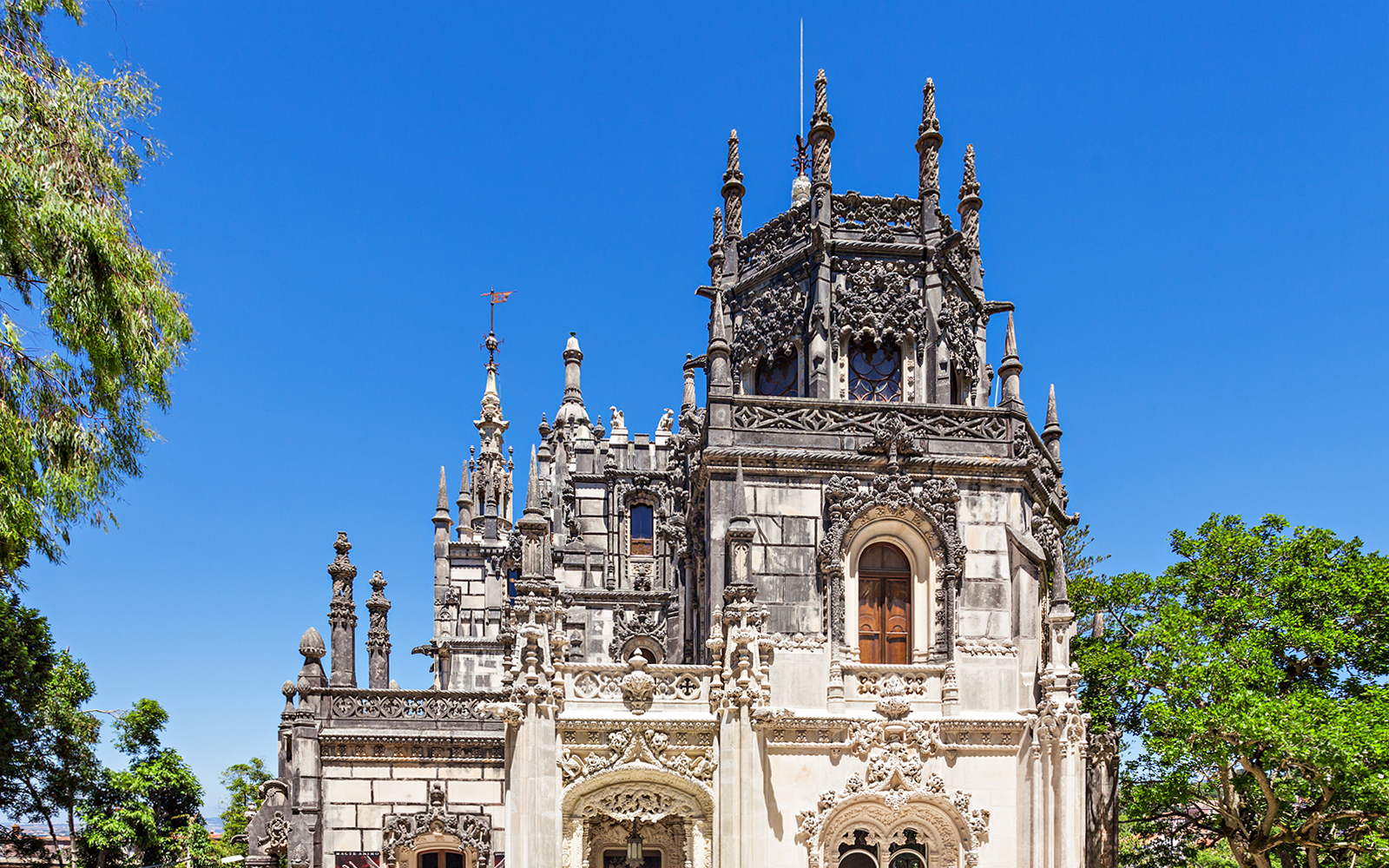 Check Out The Highlights That Make The Regaleira Palace So Stunning!