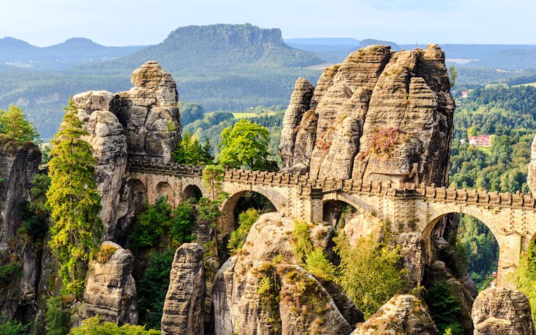Tour del Ponte di Bastei e delle Rocce di Tisa da Praga | Accesso ...