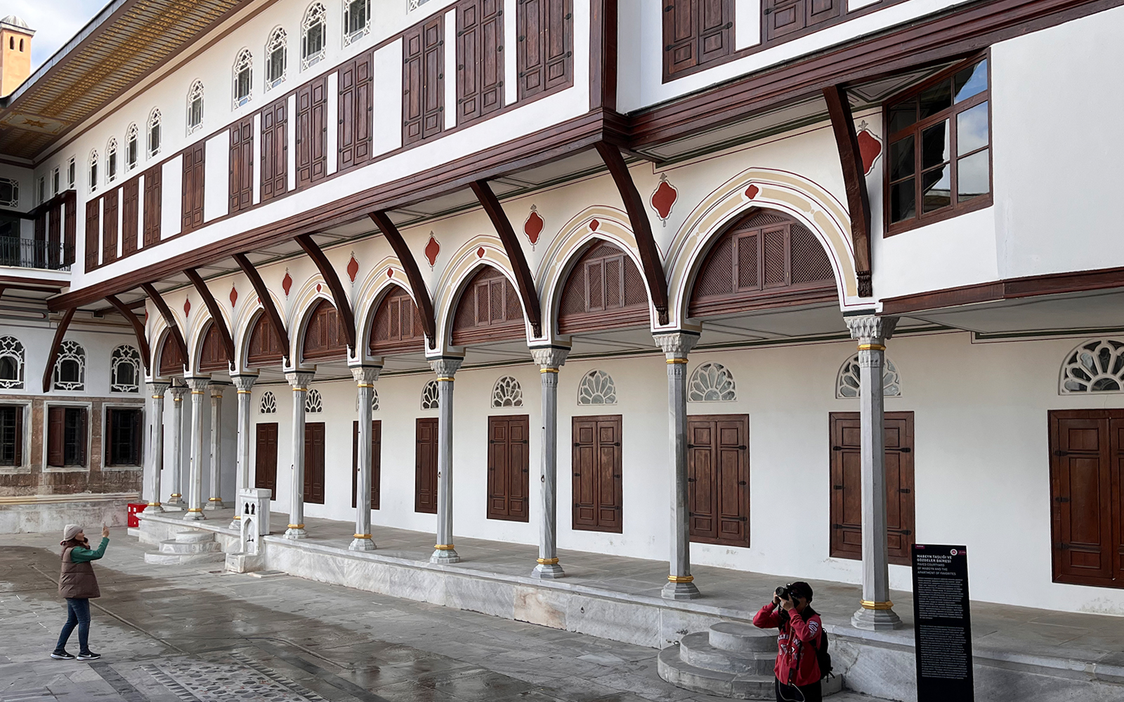 Book Skip-the-Line Topkapi Palace Tickets with Audio Guide | Headout