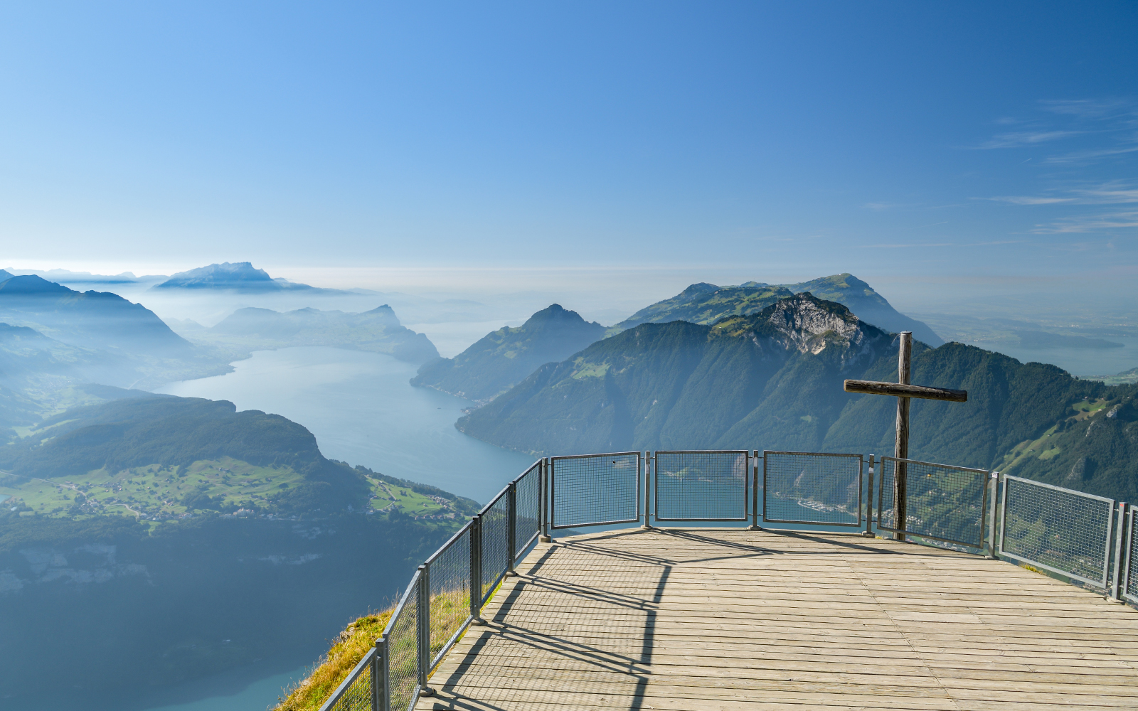 Lucerne Observation Decks: Scenic Heights