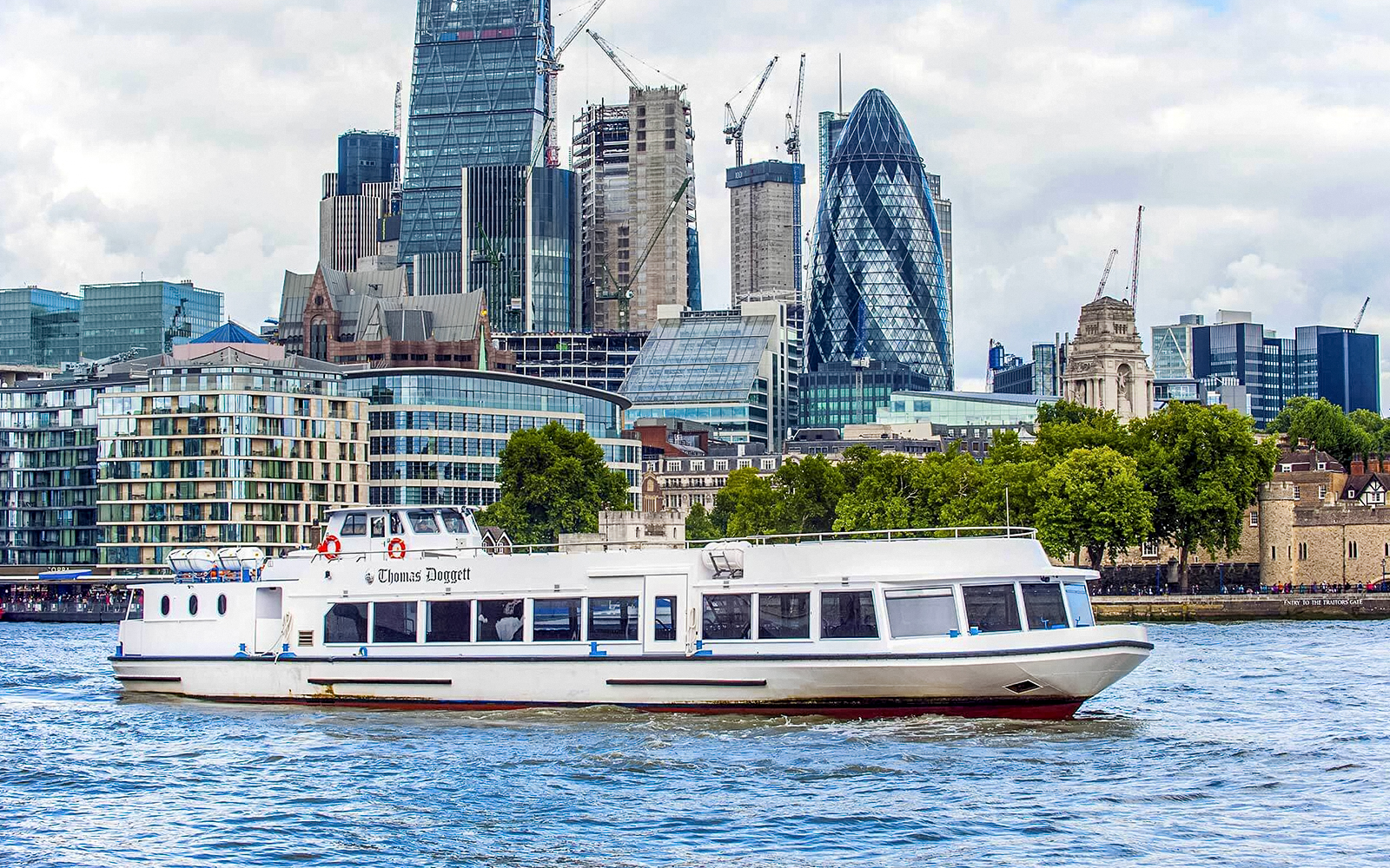 Thames River Cruise – Savings Up to 10% on Combos