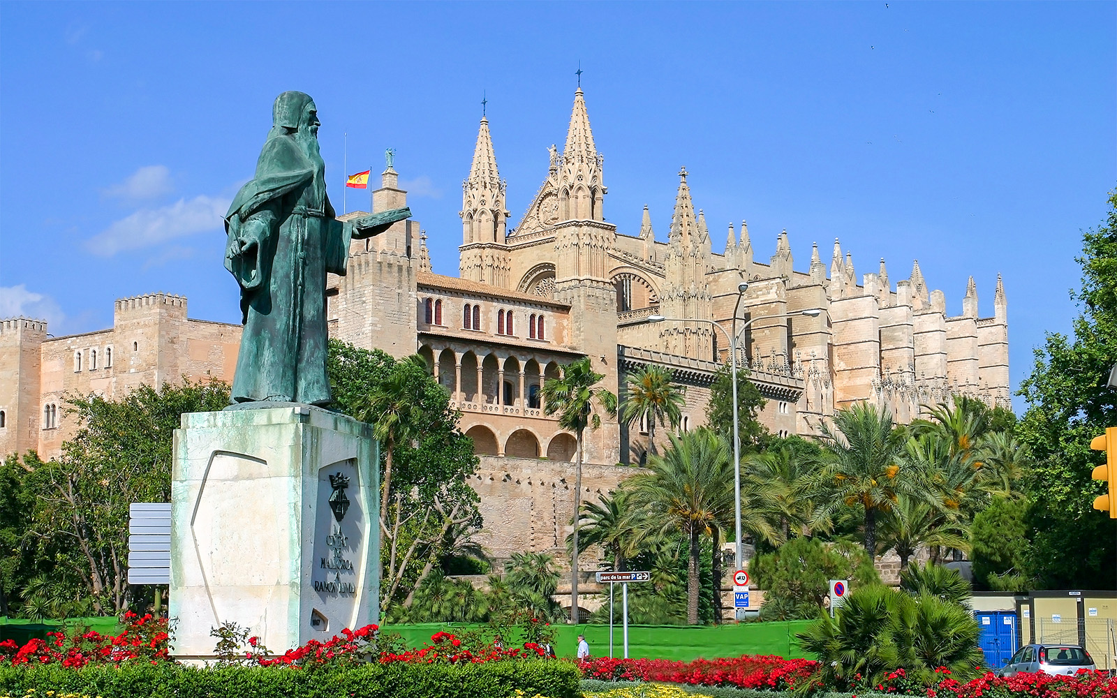 Visit Palma Cathedral in Mallorca | Comprehensive Guide