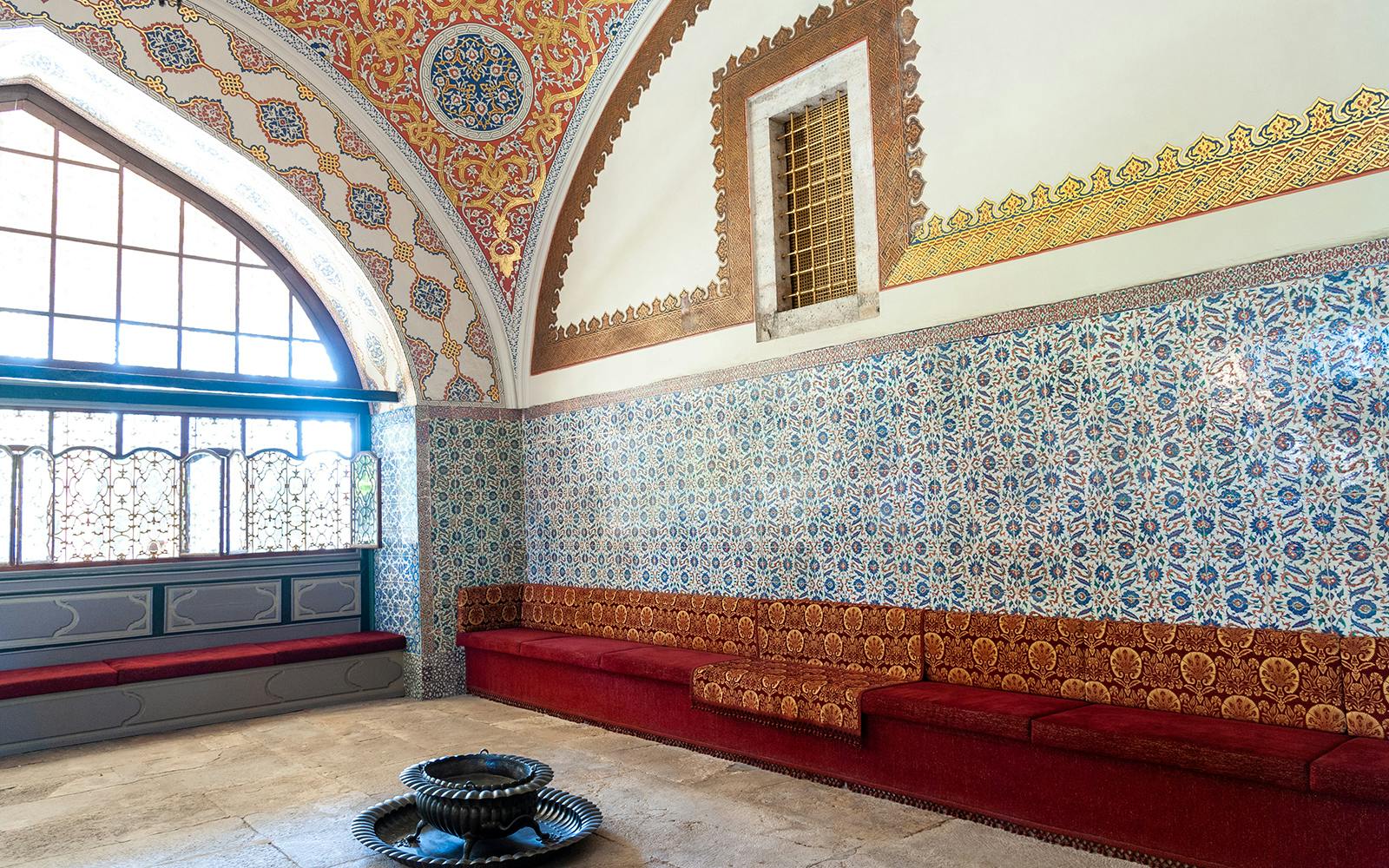 Inside Topkapi Palace | Discover Ottoman Magnificence