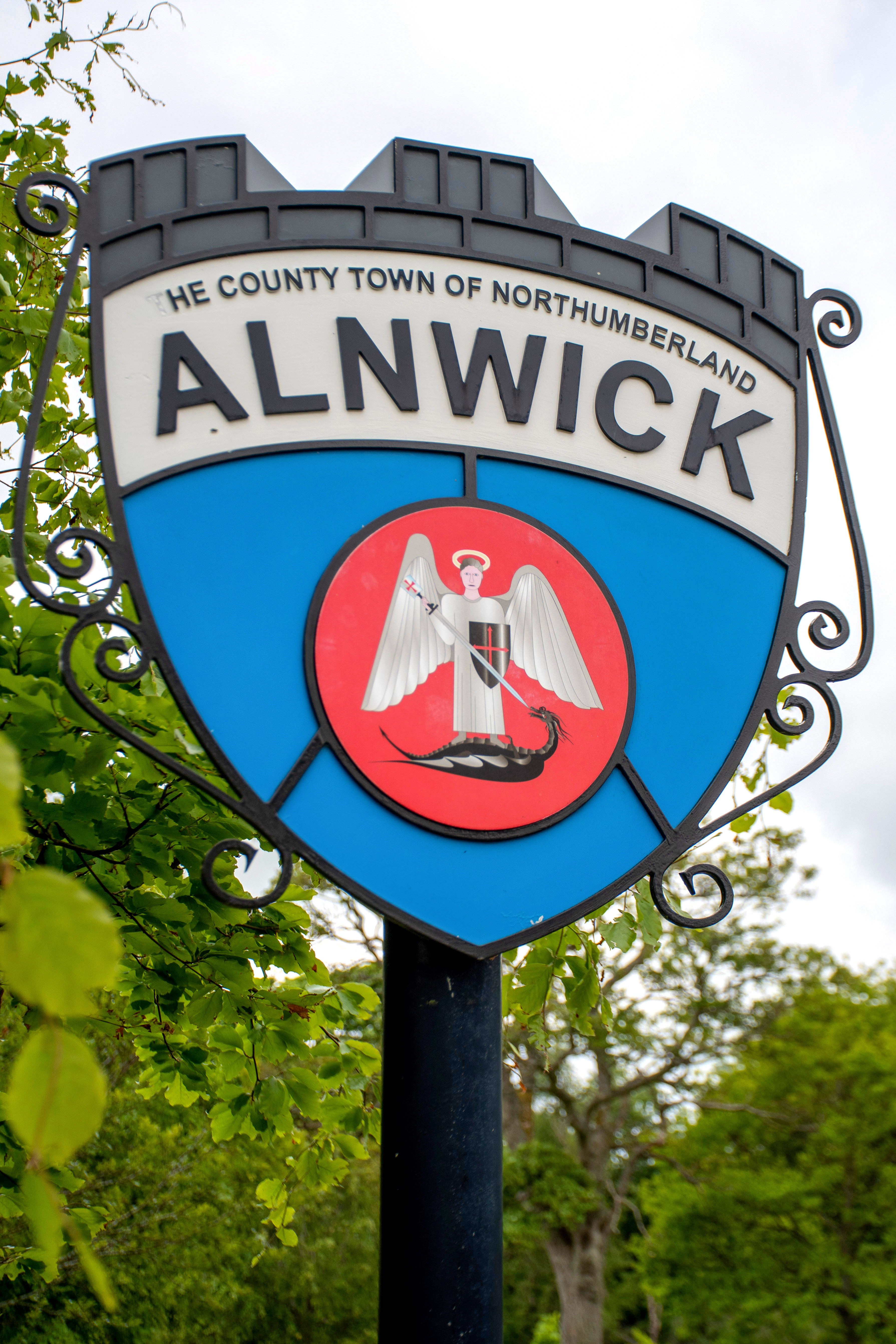 Book Alnwick Castle Tours & Tickets | Edinburgh Attractions