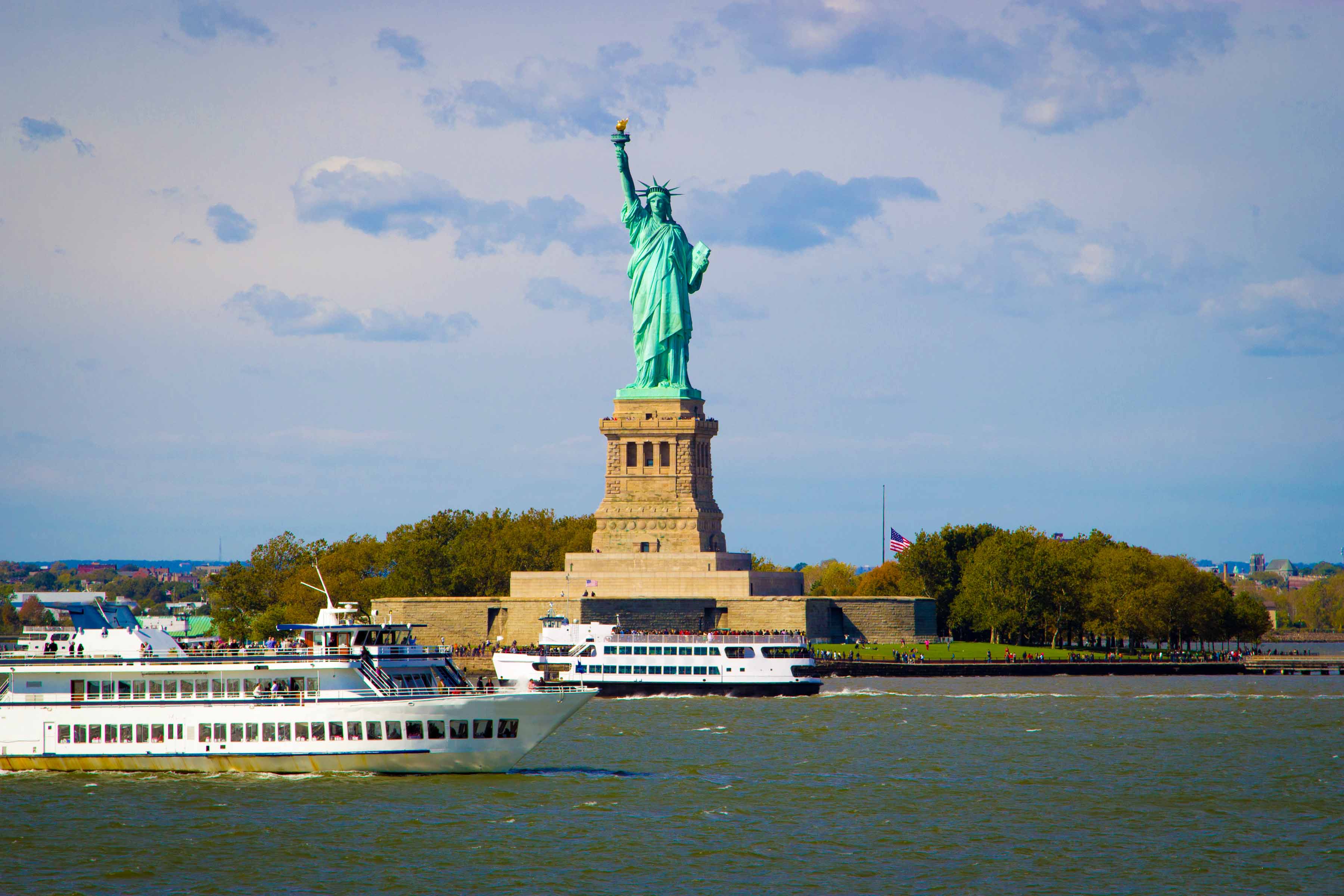 Statue of Liberty Ferry Transfers | Complete Guide