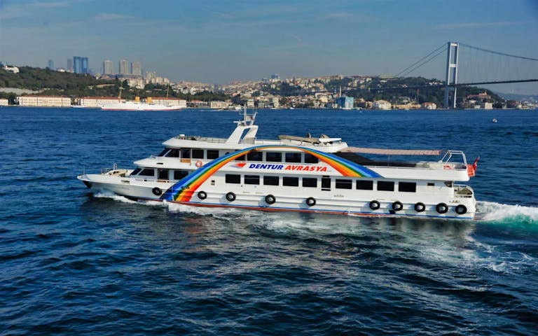 Reserve seus ingressos de ida e volta para a balsa Princess Island Istanbul