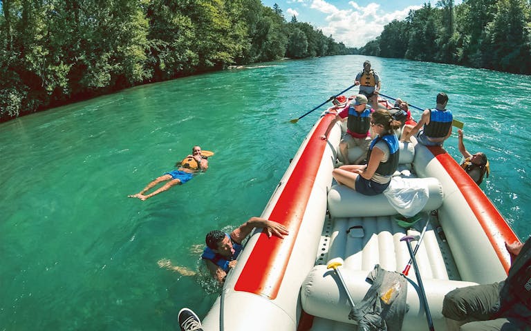 Get Thun to Bern Float Tickets on Aare River with Guide