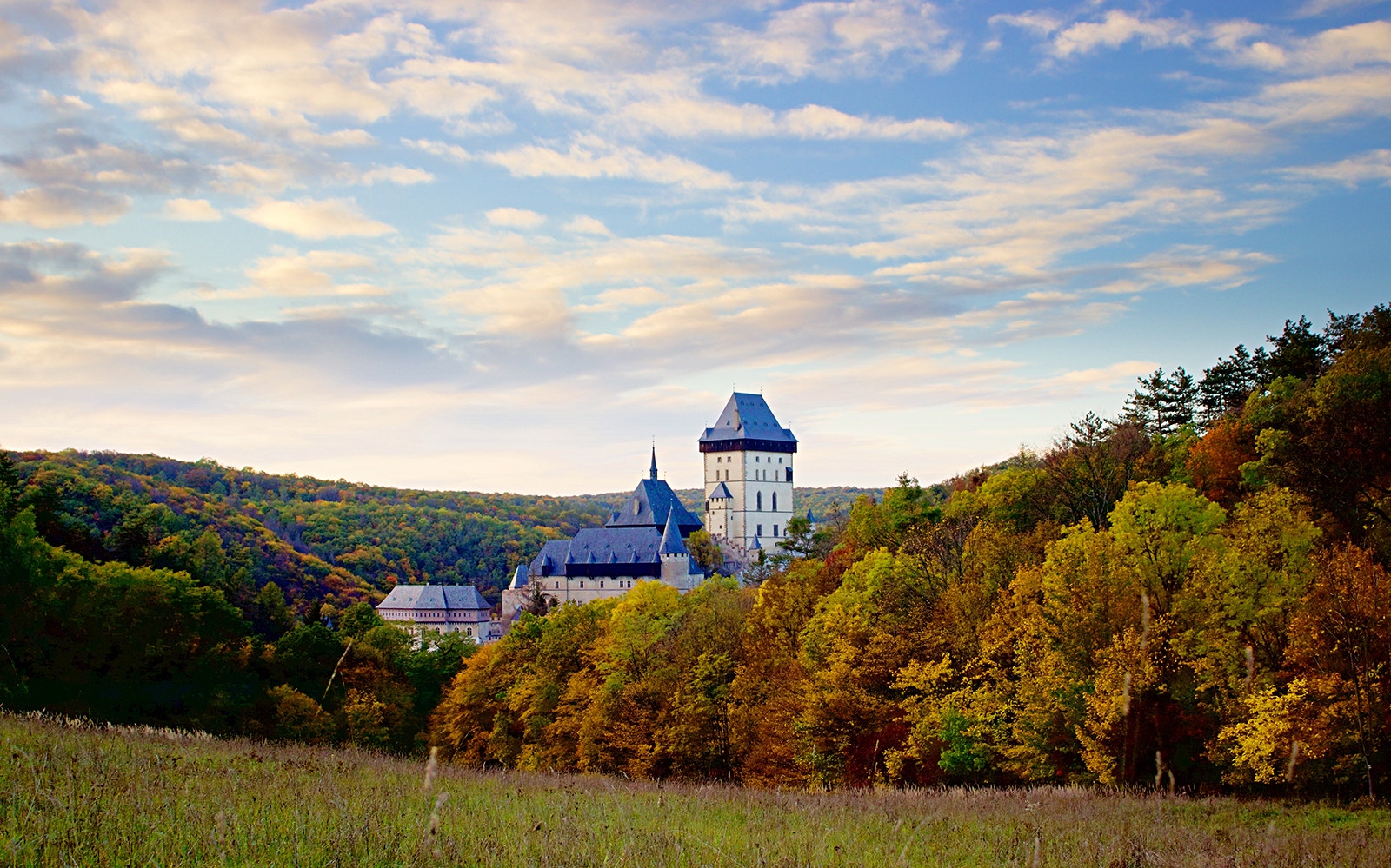 Guía del Castillo de Karlštejn | Qué ver y cómo visitar