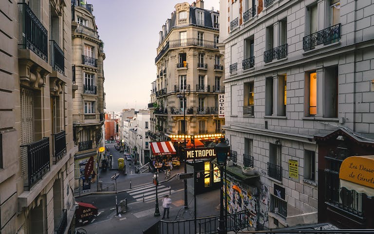 Book this Montmartre walking tour to experience Paris