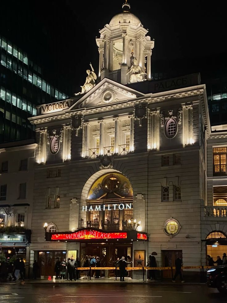 Hamilton the Musical | London Theatre Tickets | Headout