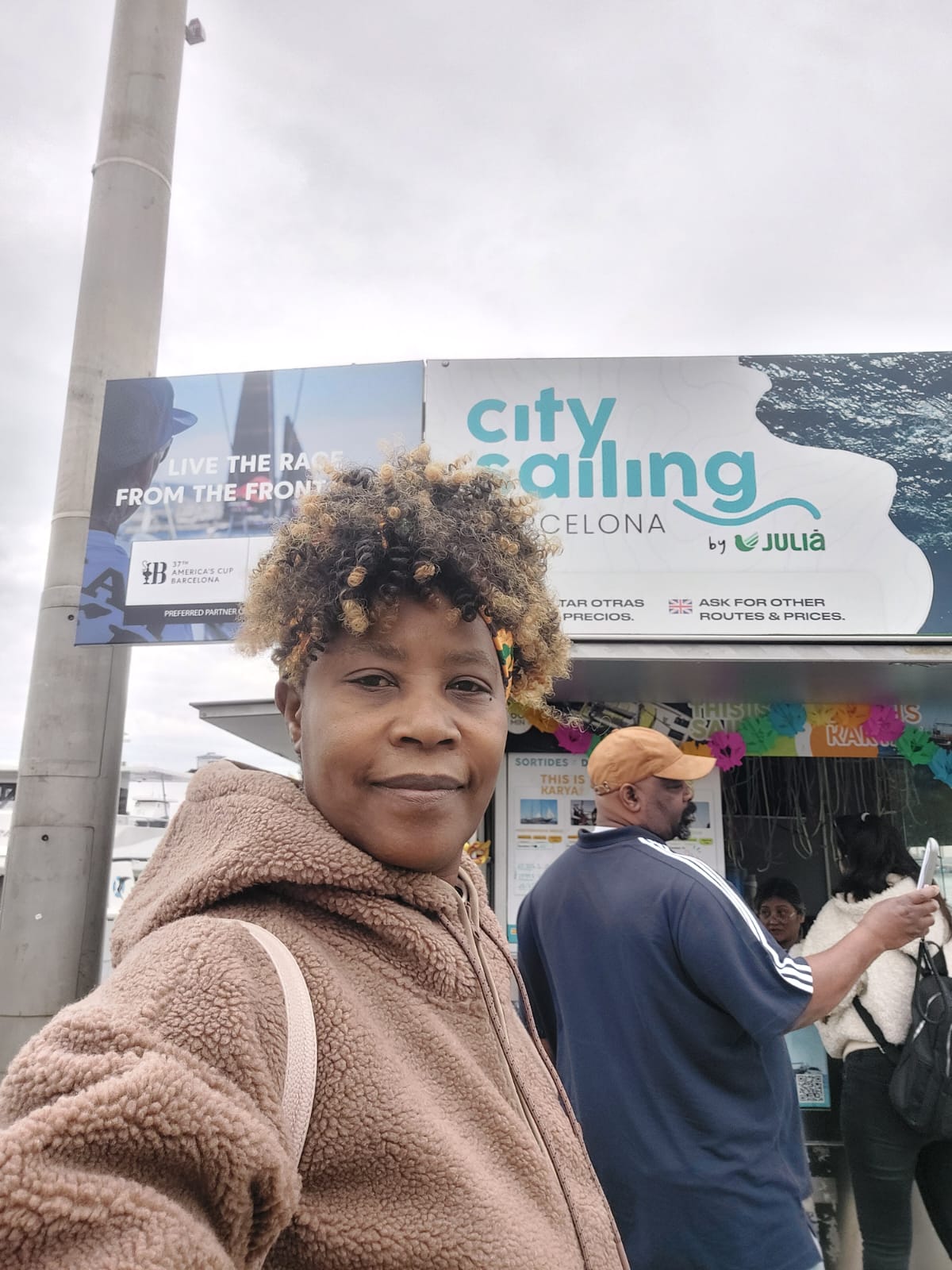 Hop-on Hop-off Barcelona | Flexible 24/48/72-Hour Passes