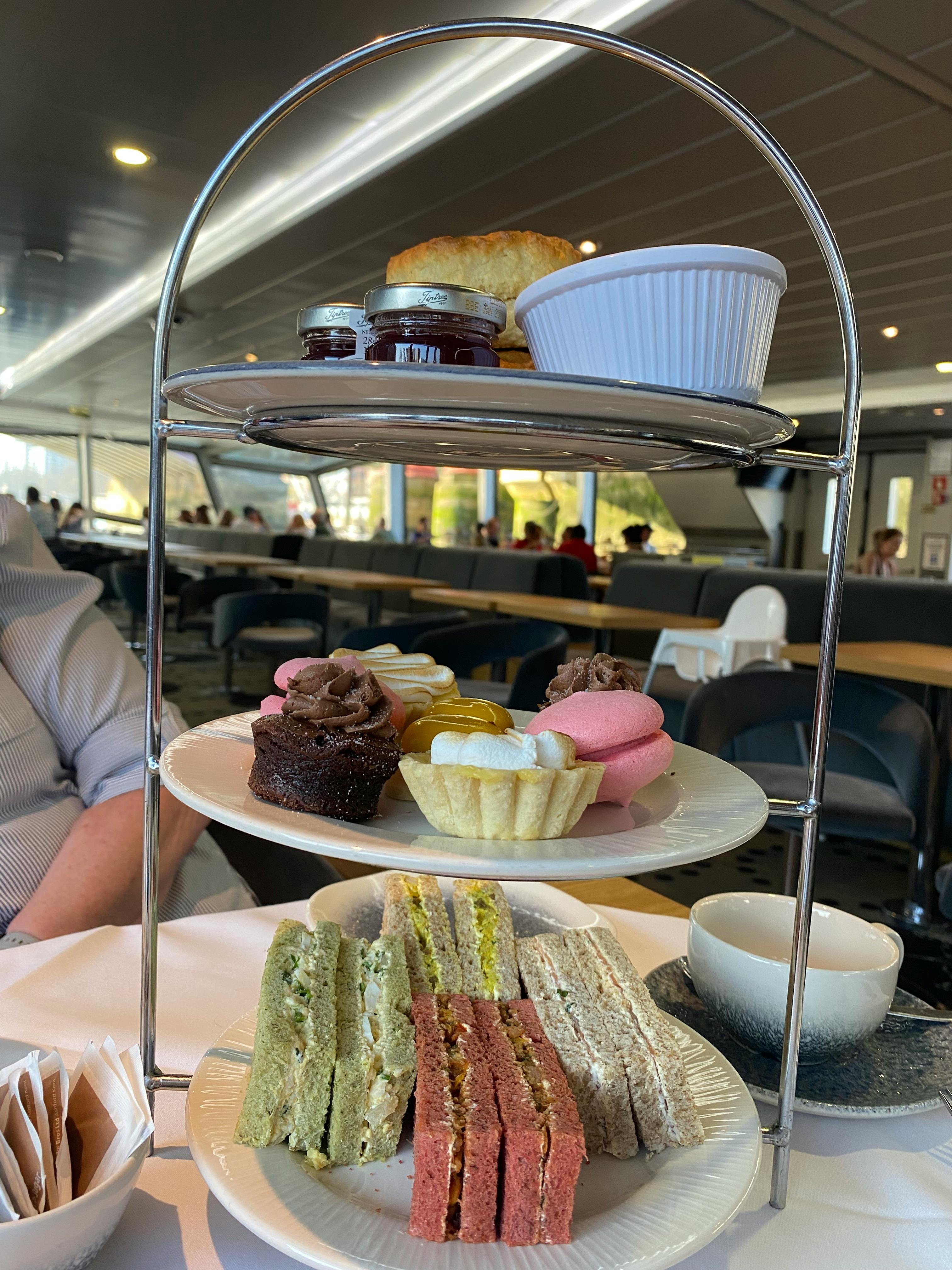 Changing the Guard & Afternoon Tea Cruise | Quintessential British ...