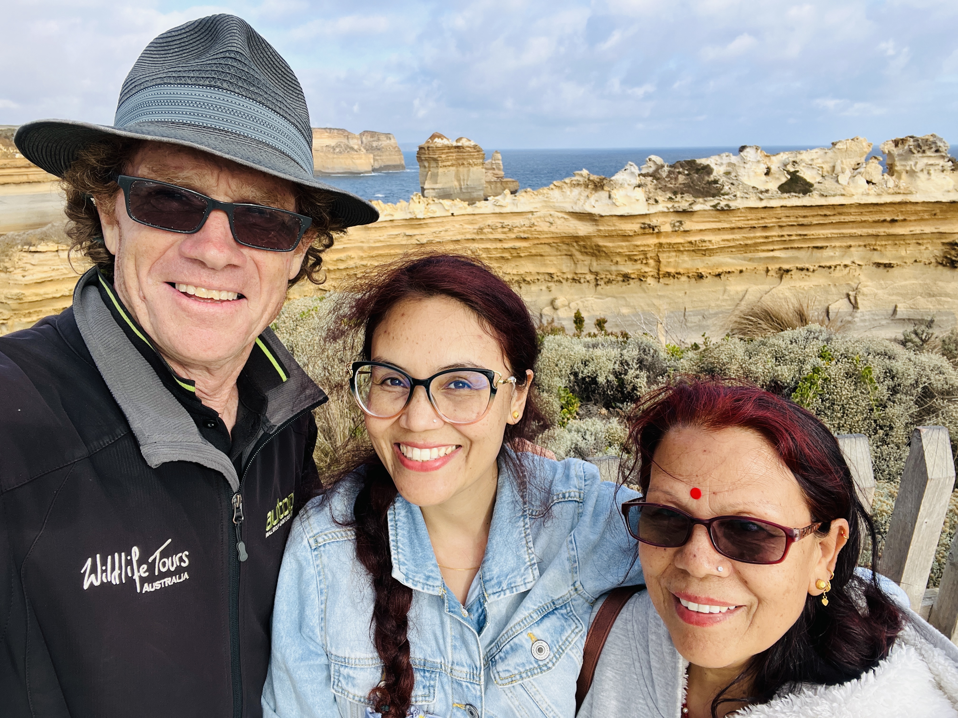 Great Ocean Road Tour | Expert Guide, Transfers, & More