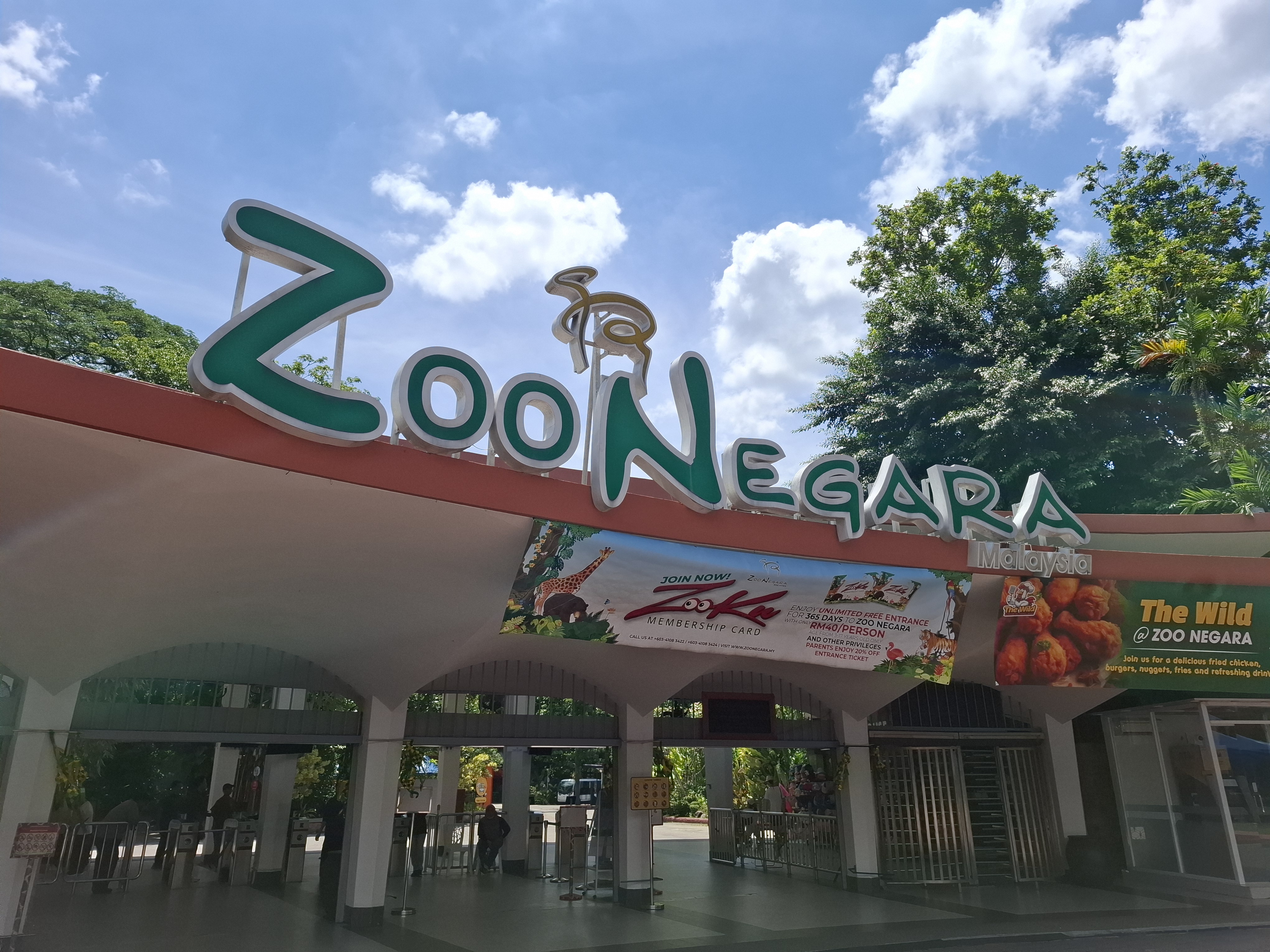 Aquaria KLCC Tickets & Zoo Negara Tickets | Save 15%