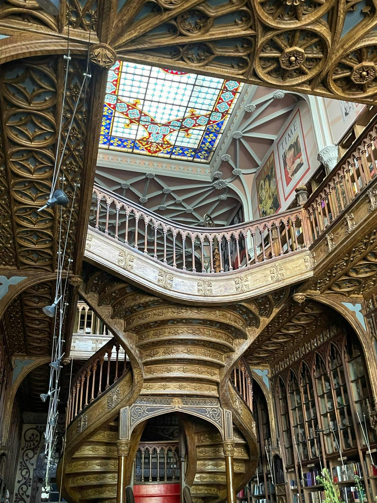 Livraria Lello Tickets | Silver/Gold Voucher + Book