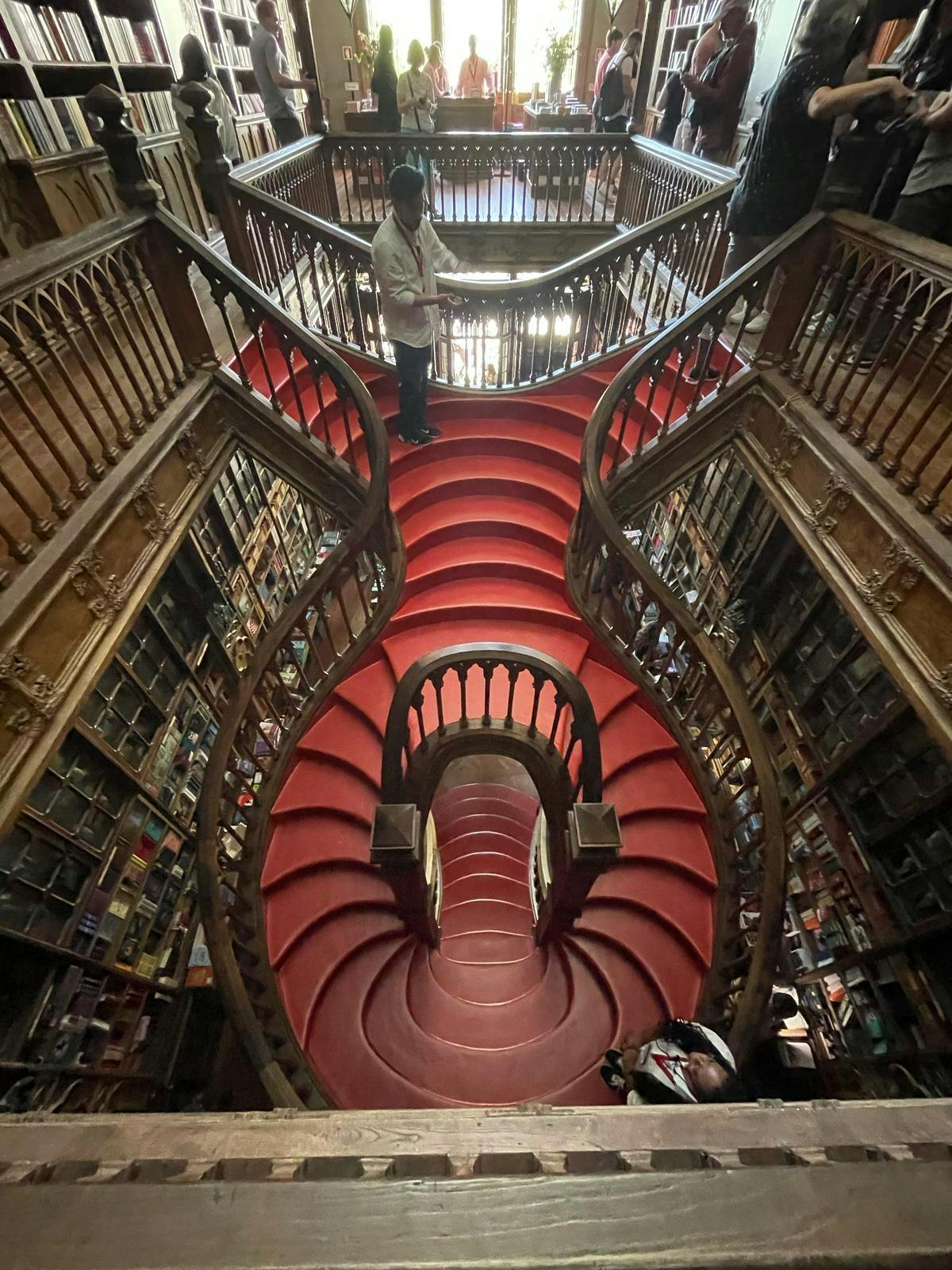 Livraria Lello Tickets | Silver/Gold Voucher + Book