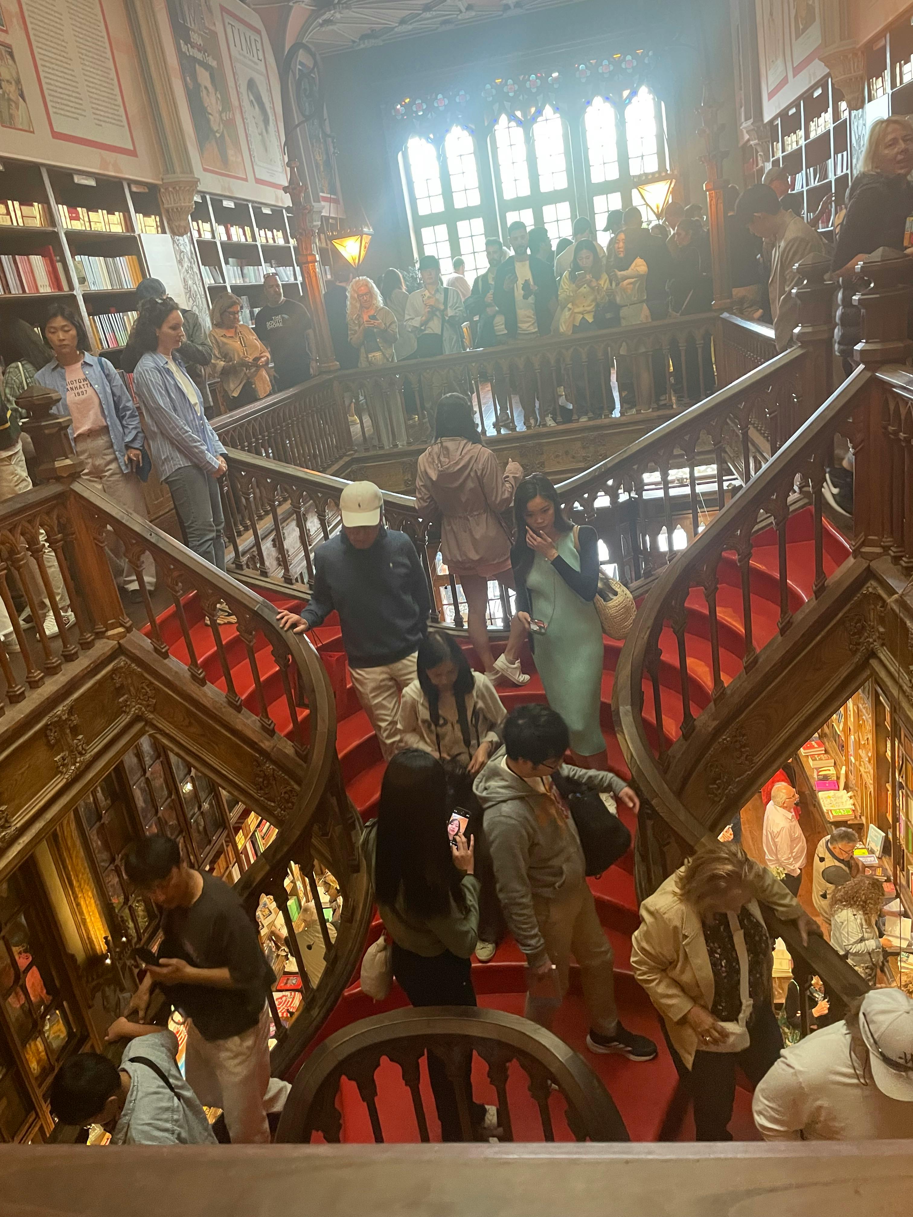 Livraria Lello Tickets | Silver/Gold Voucher + Book