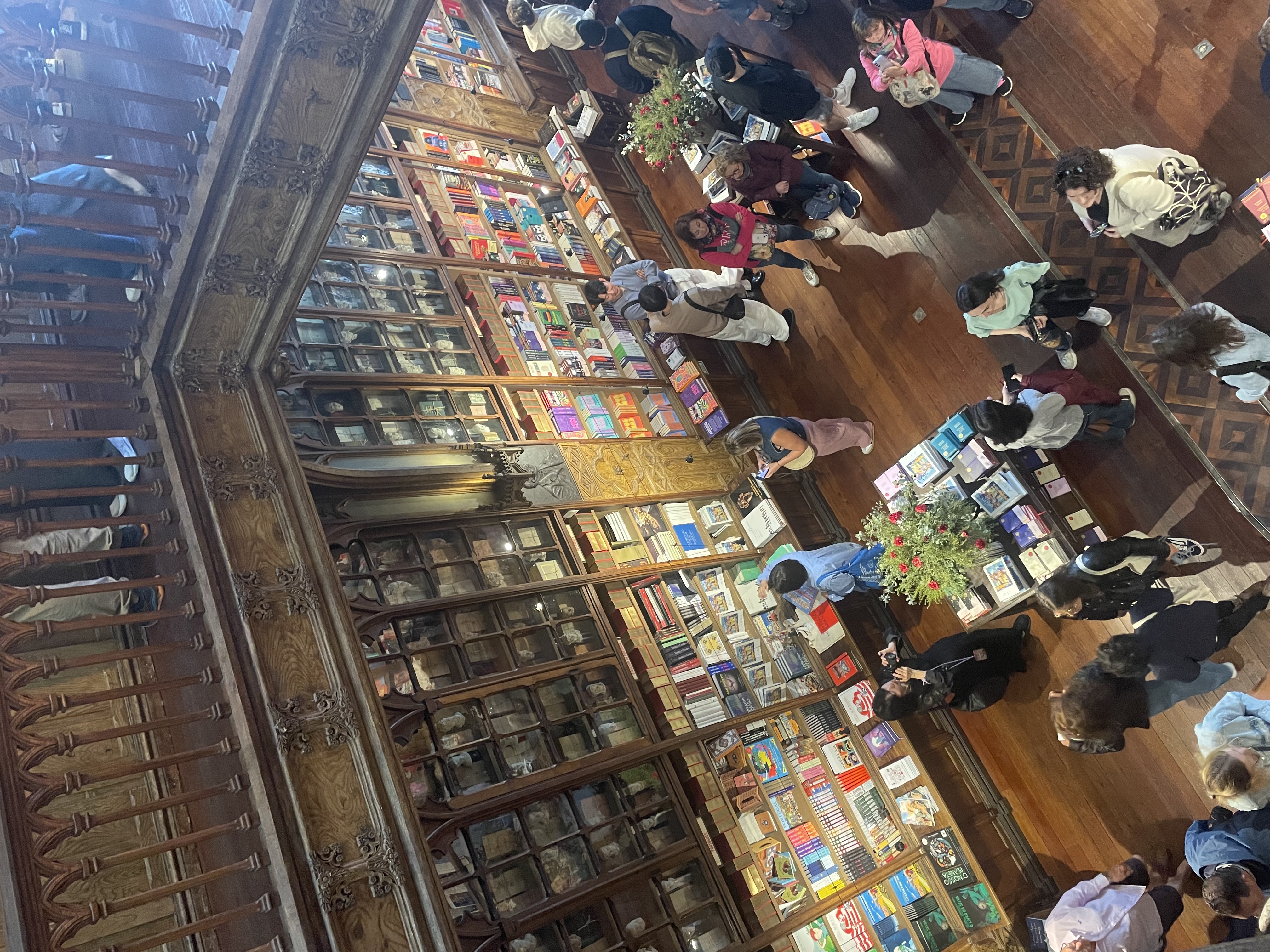 Livraria Lello Tickets | Silver/Gold Voucher + Book