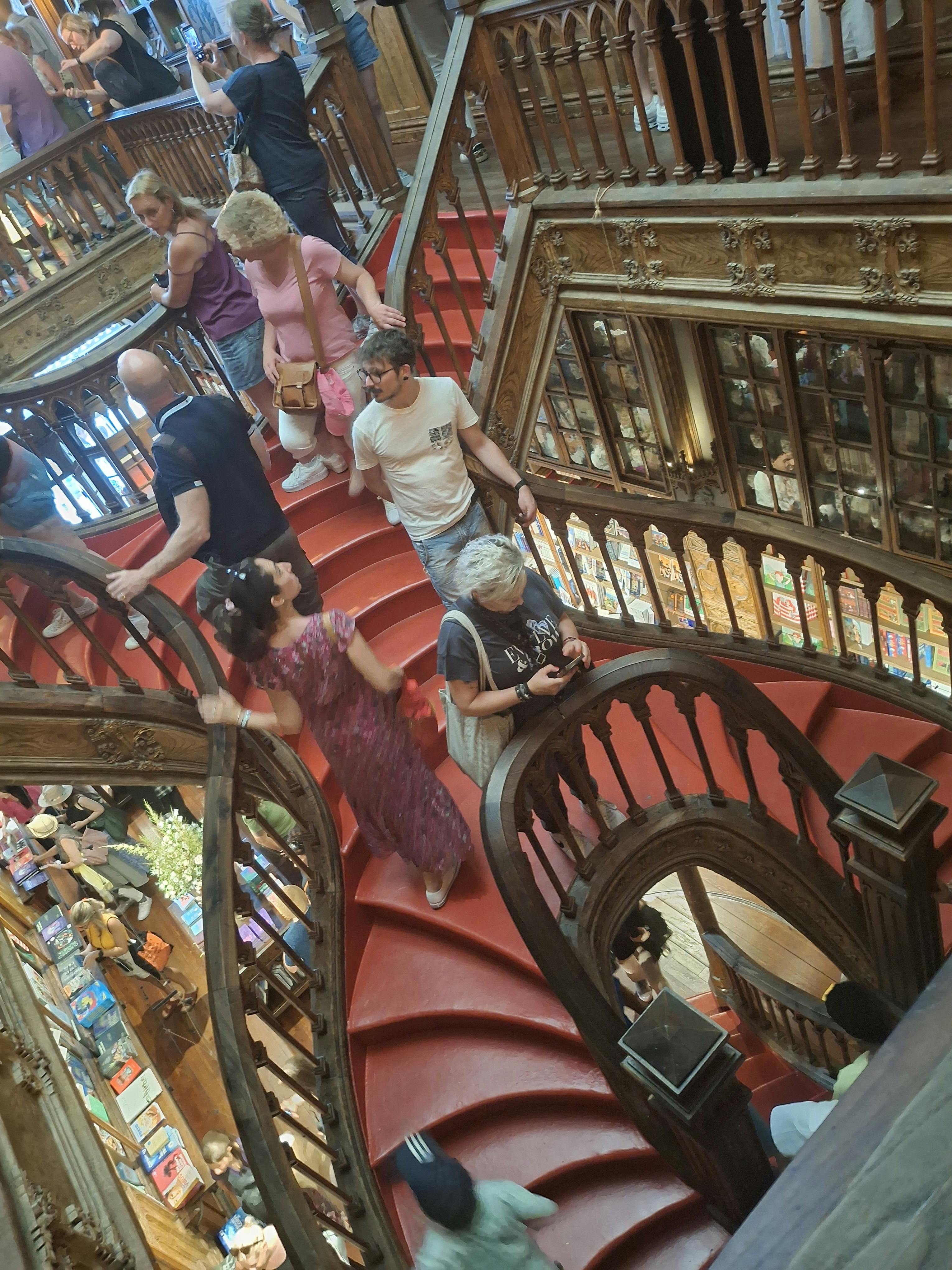 Livraria Lello Tickets | Silver/Gold Voucher + Book
