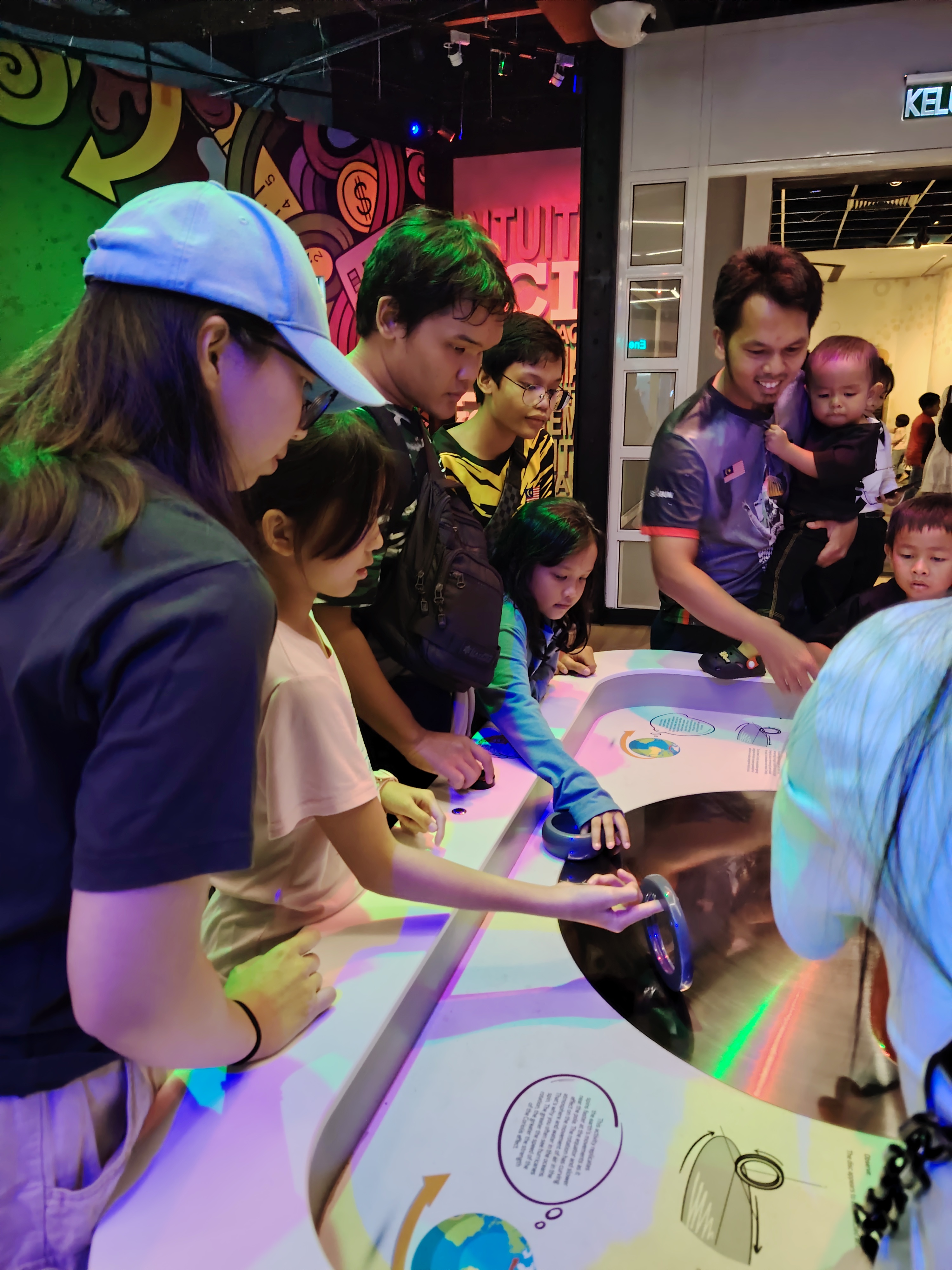 Aquaria KLCC Tickets & Zoo Negara Tickets | Save 15%